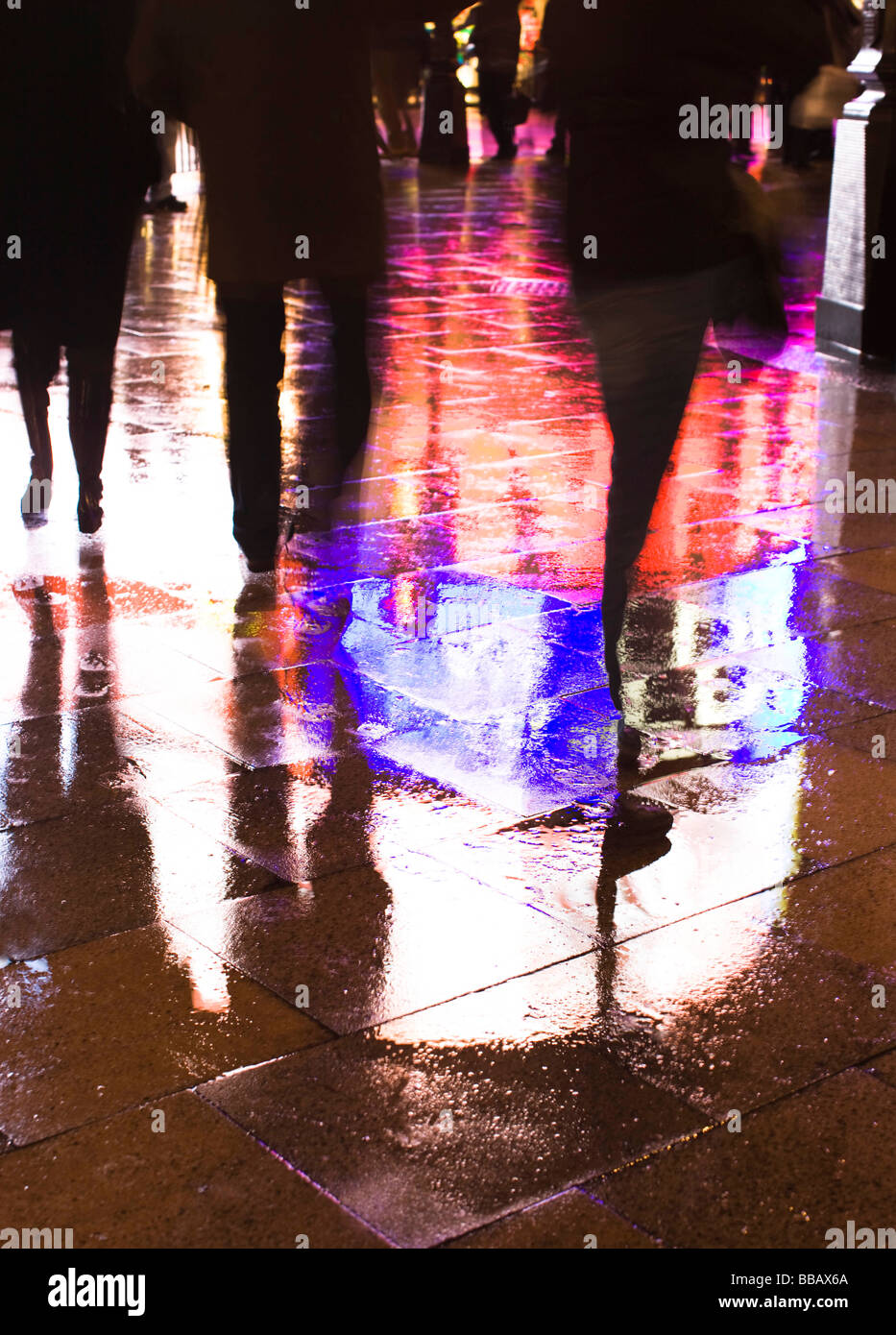 Group of people shadow image hi-res stock photography and images - Alamy