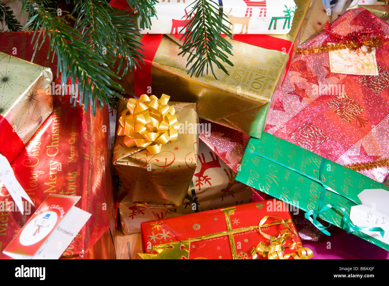 Pile of presents christmas tree hi-res stock photography and images - Alamy