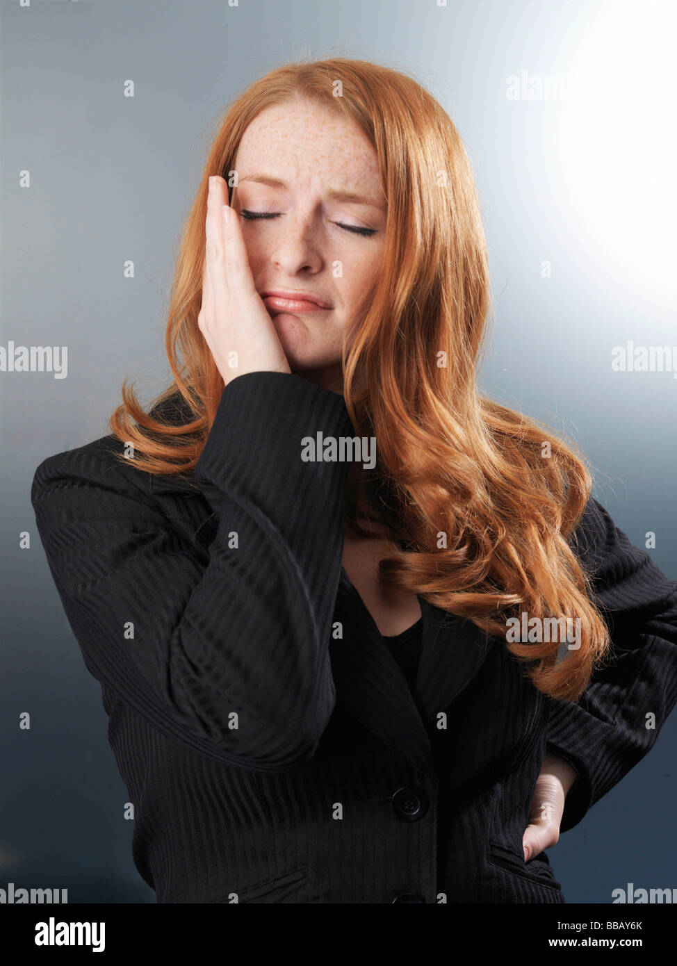 Office worker looking despairingly Stock Photo - Alamy