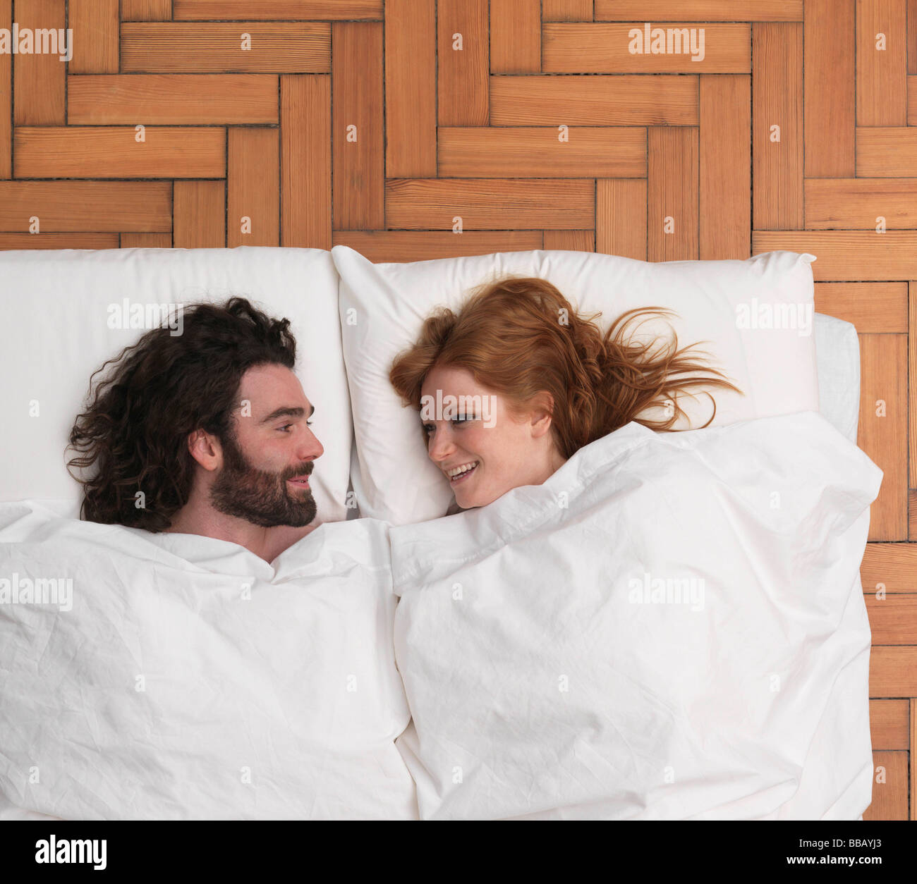 London couple bed hi-res stock photography and images - Alamy
