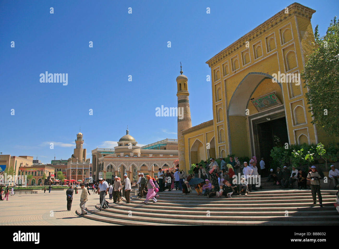 At the Id Kah Mosque, Kashgar, Xinjiang Stock Photo - Alamy