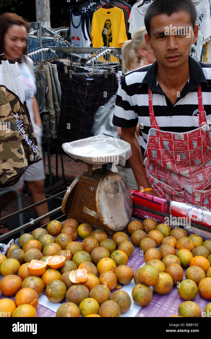 Selling oranges hi-res stock photography and images - Alamy