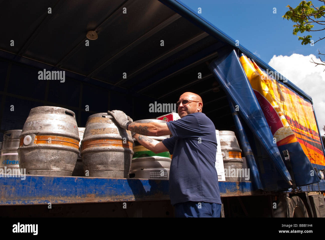 Beer deliver to pub hi-res stock photography and images - Alamy