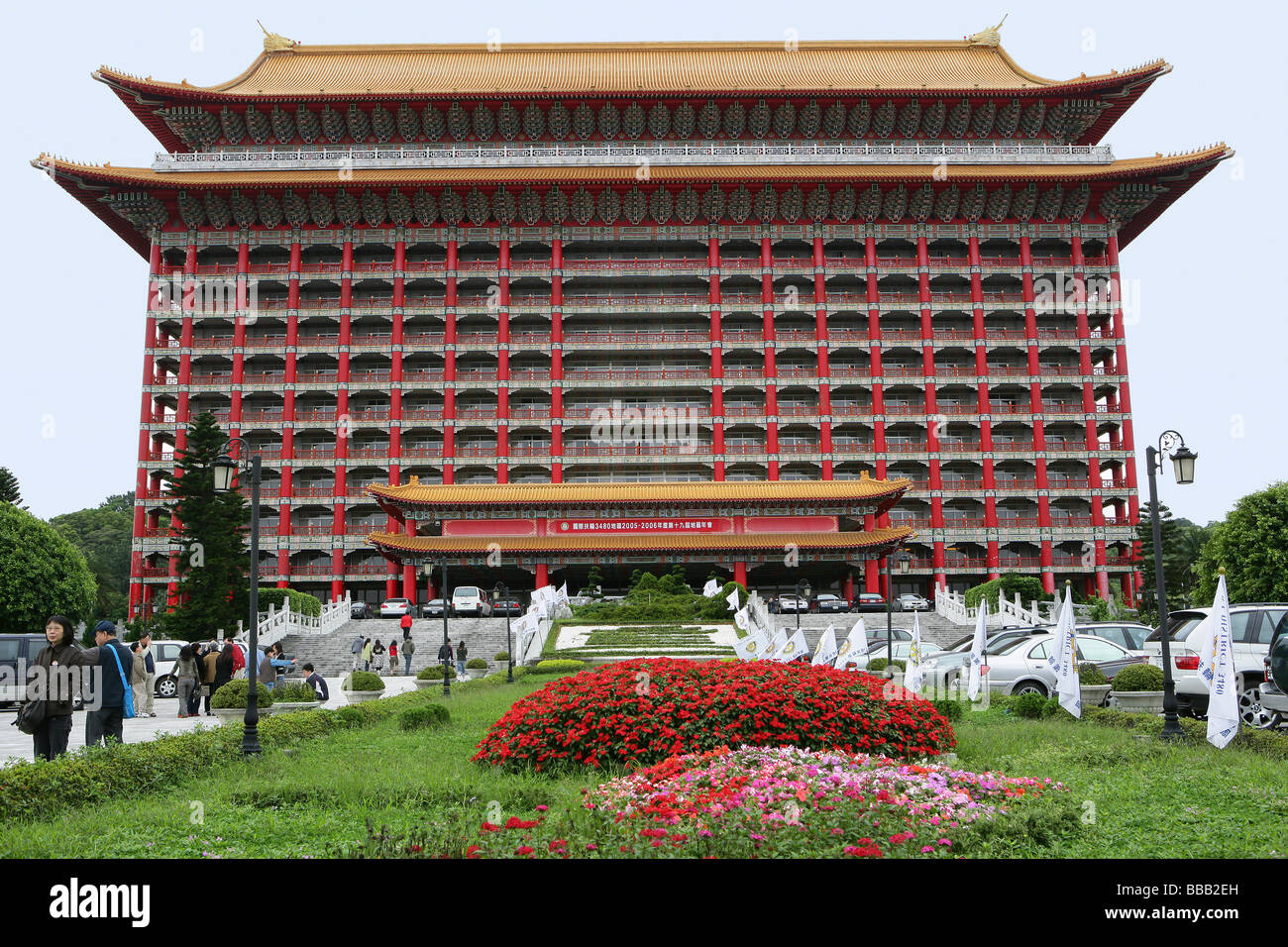 Chinese tourist lodge hi-res stock photography and images - Alamy