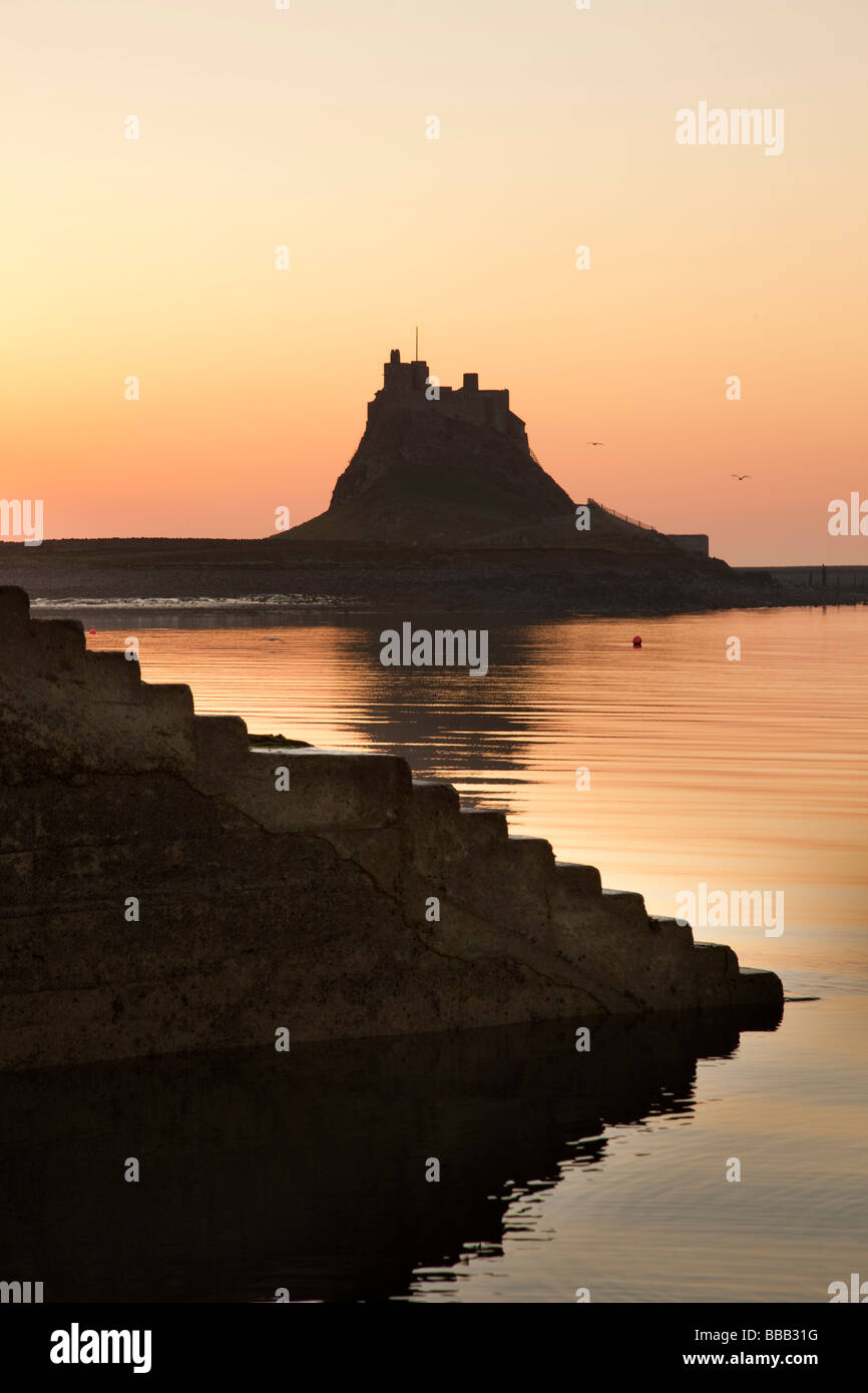 The holy island of lindisfarne hi-res stock photography and images - Alamy