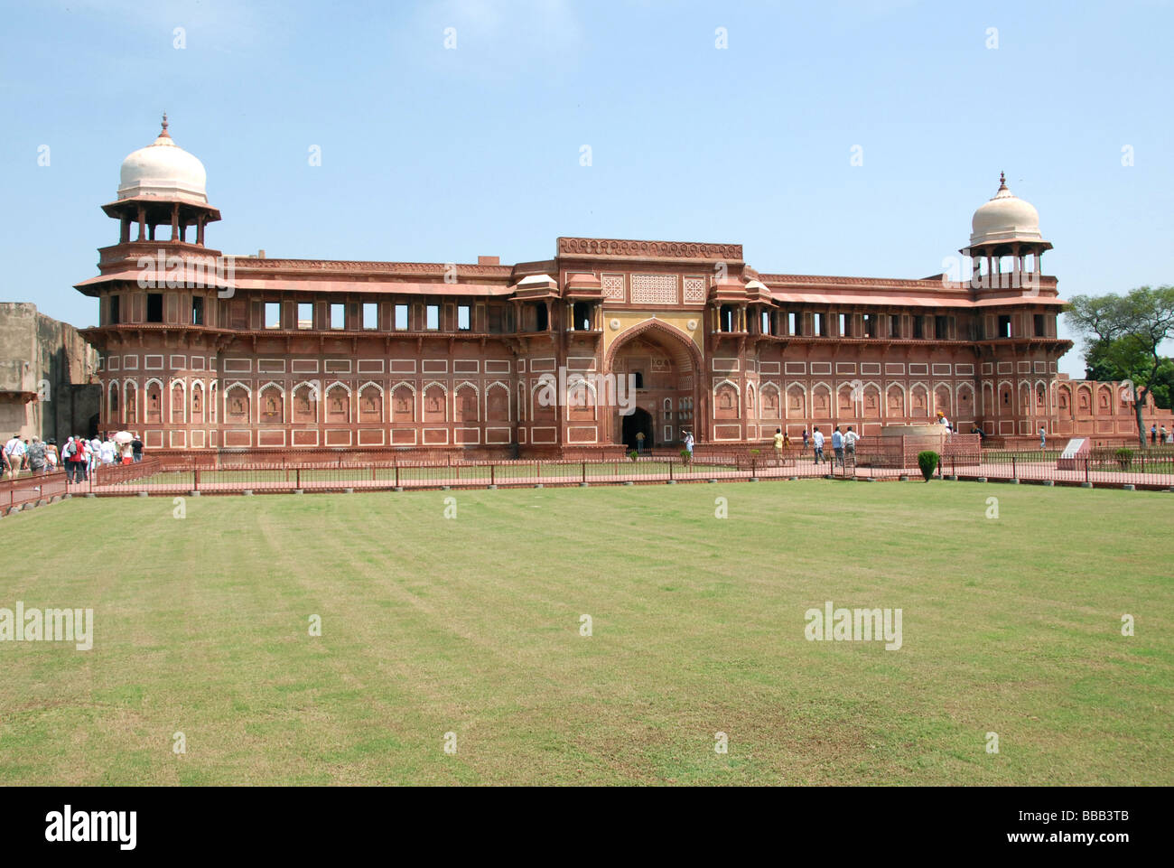 Emperor jehangir hi-res stock photography and images - Alamy