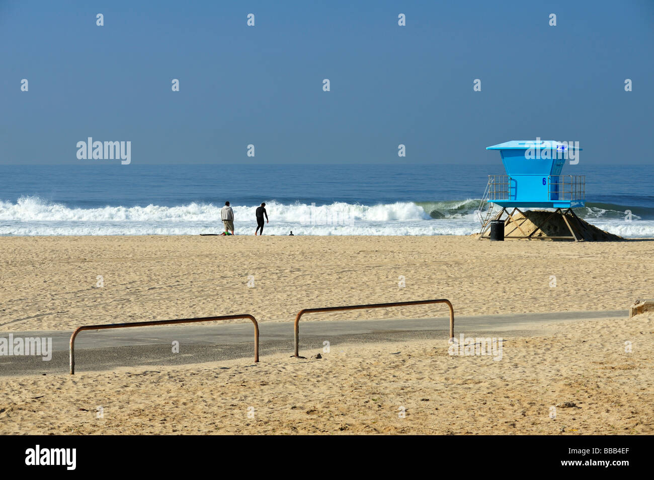 Huntington beach lifeguard hi-res stock photography and images - Alamy