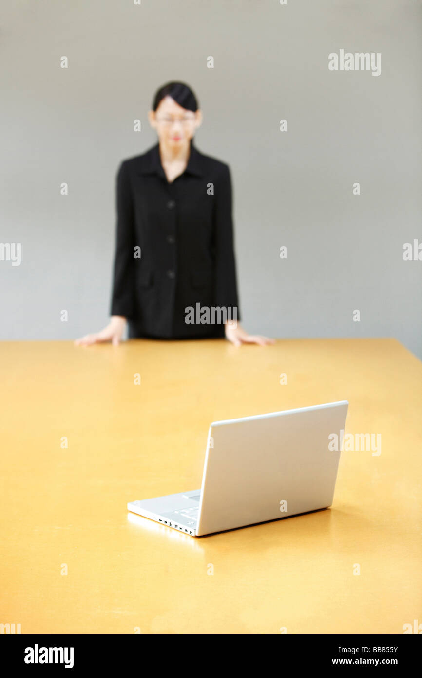 Staring vertical hi-res stock photography and images - Alamy