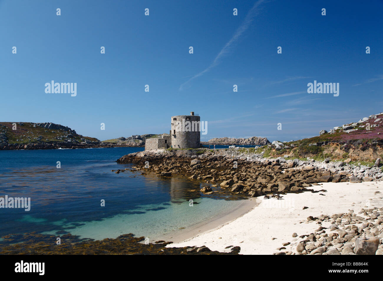 Cromwell's castle Tresco Isles of Scilly Stock Photo - Alamy