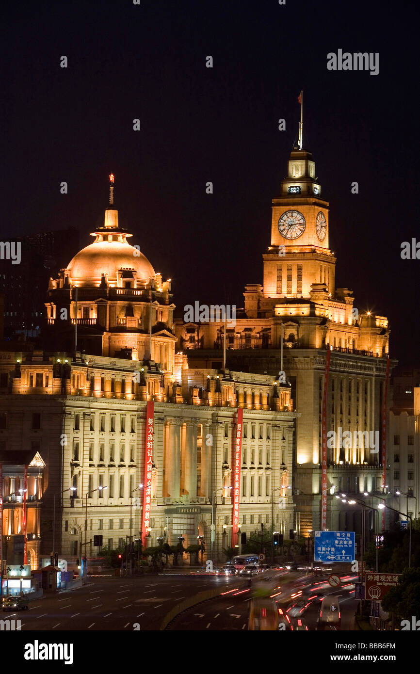 Historical buildings at night Shanghai, China Stock Photo - Alamy