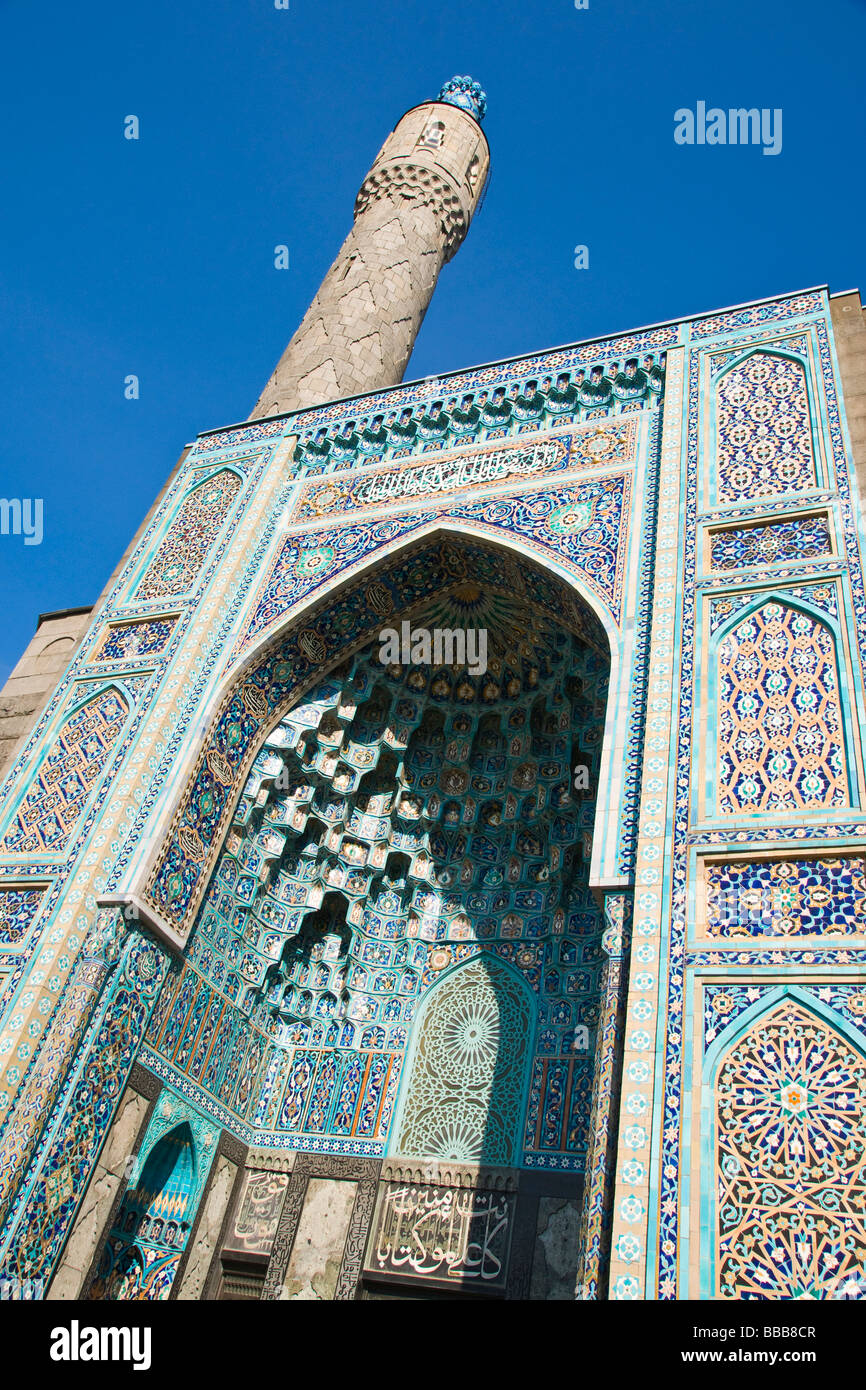 Minaret The St Petersburg cathedral mosque Russia Stock Photo - Alamy