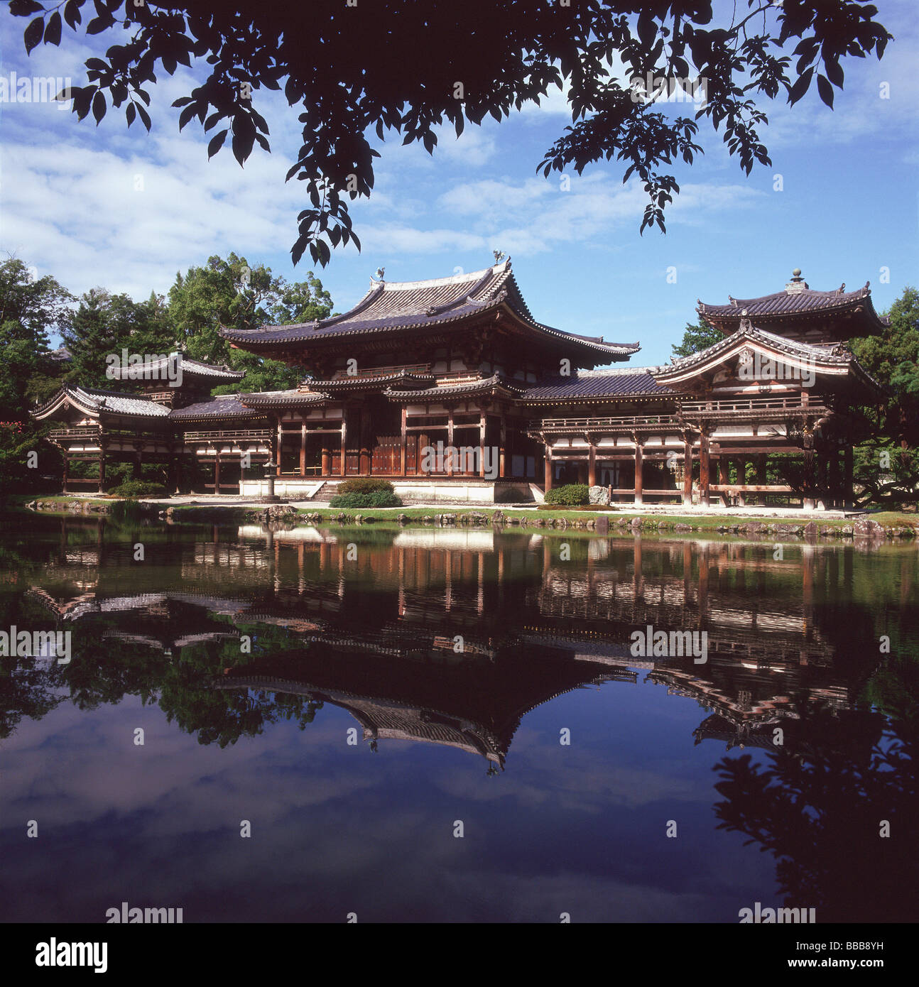 Japan, Kyoto, Uji, Byodo-in Temple, Phoenix Hall, built in 1053 and a ...