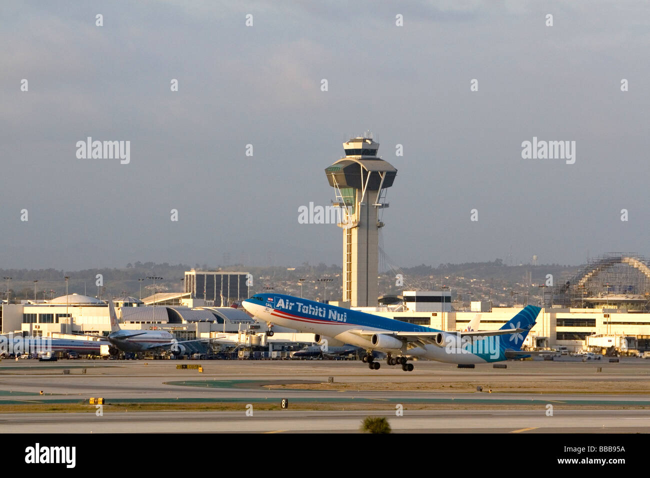 Lax air traffic control tower hi-res stock photography and images - Alamy