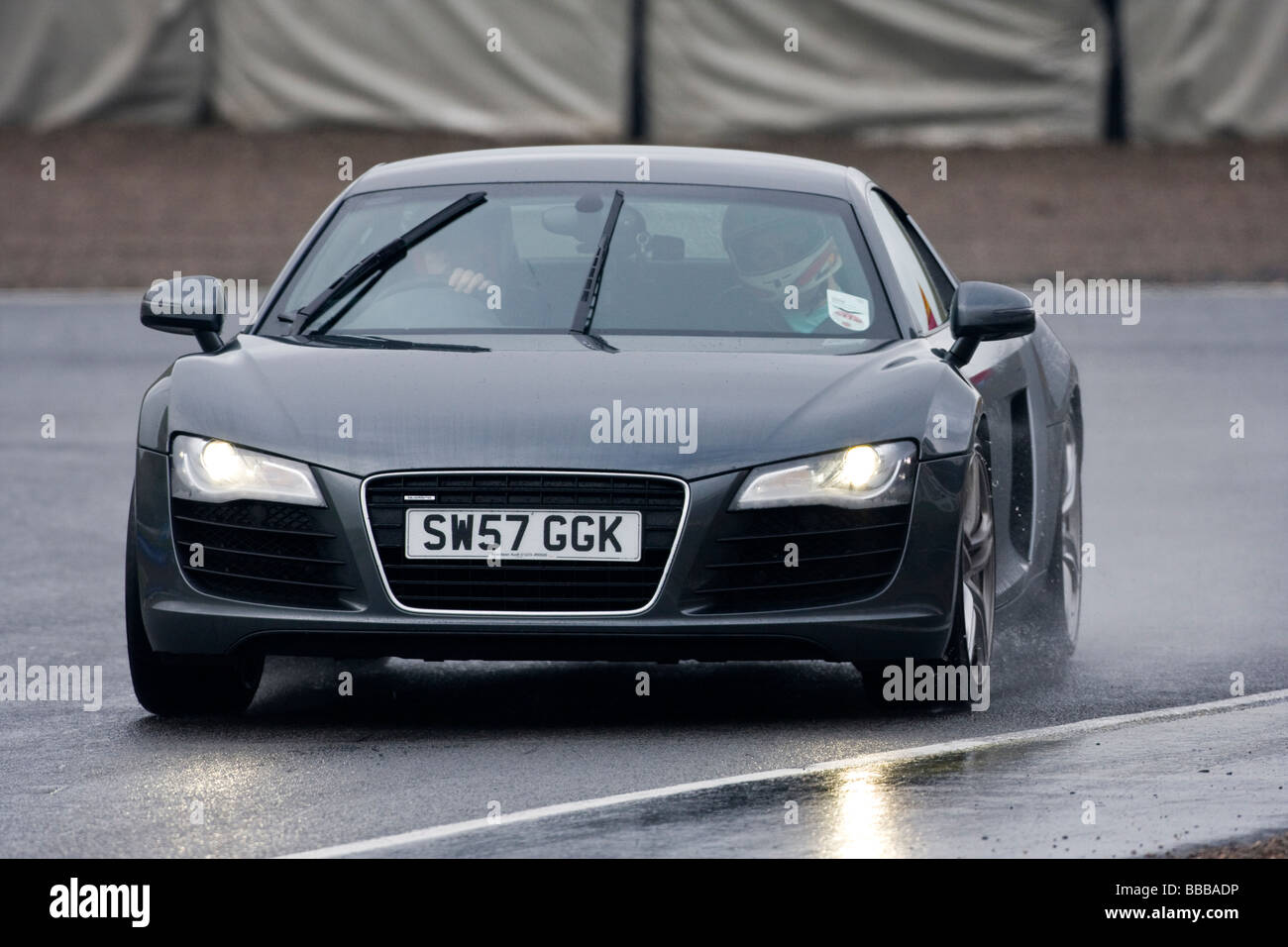 Mid engine supercar hi-res stock photography and images - Alamy