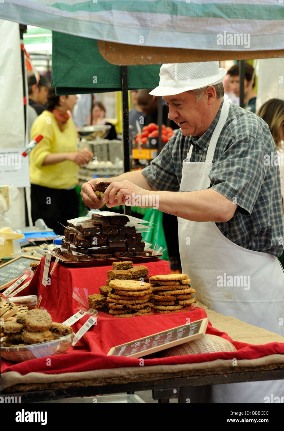 Cake Stall Cakes Stalls Market High Resolution Stock Photography and ...