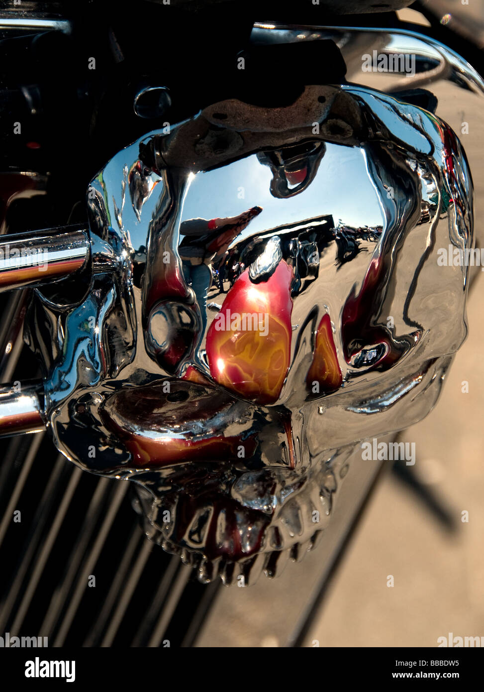 Chrome skull reflection Stock Photo - Alamy