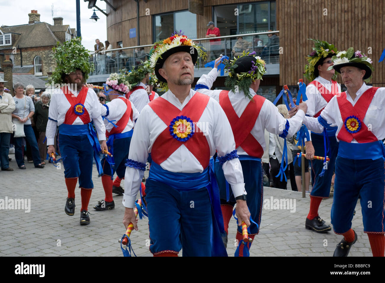 morris dancers performing Stock Photo - Alamy