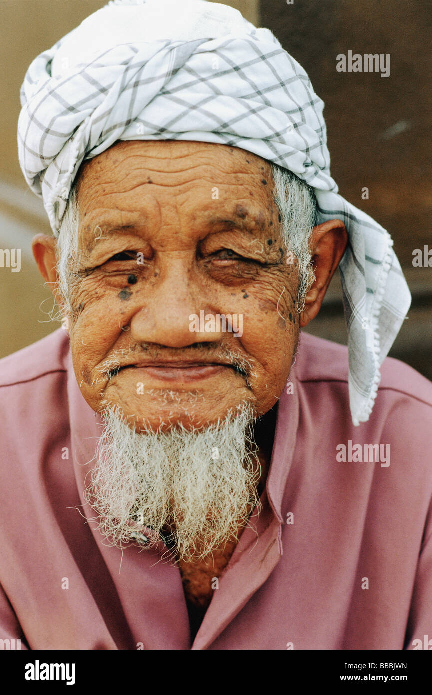 Malaysia, Muslim elder, portrait Stock Photo - Alamy