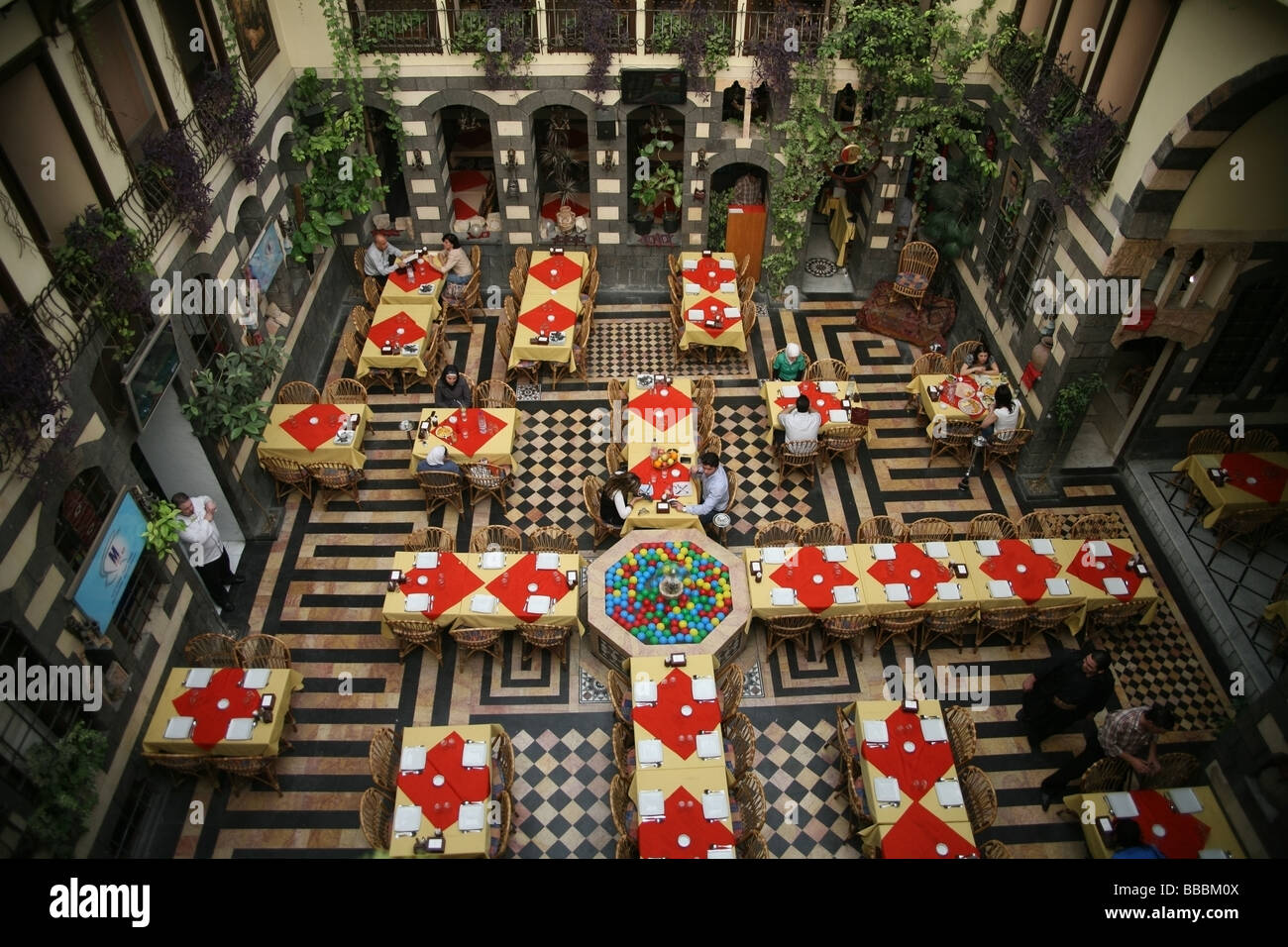 Restaurant syria hi-res stock photography and images - Alamy