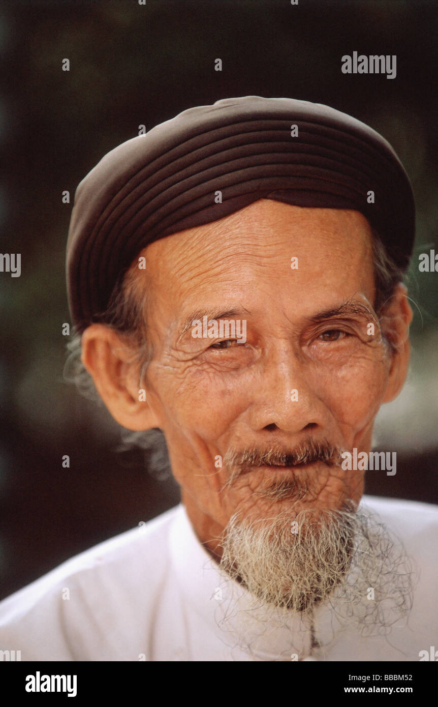 Vietnam mustache mustache mustache man hi-res stock photography and ...