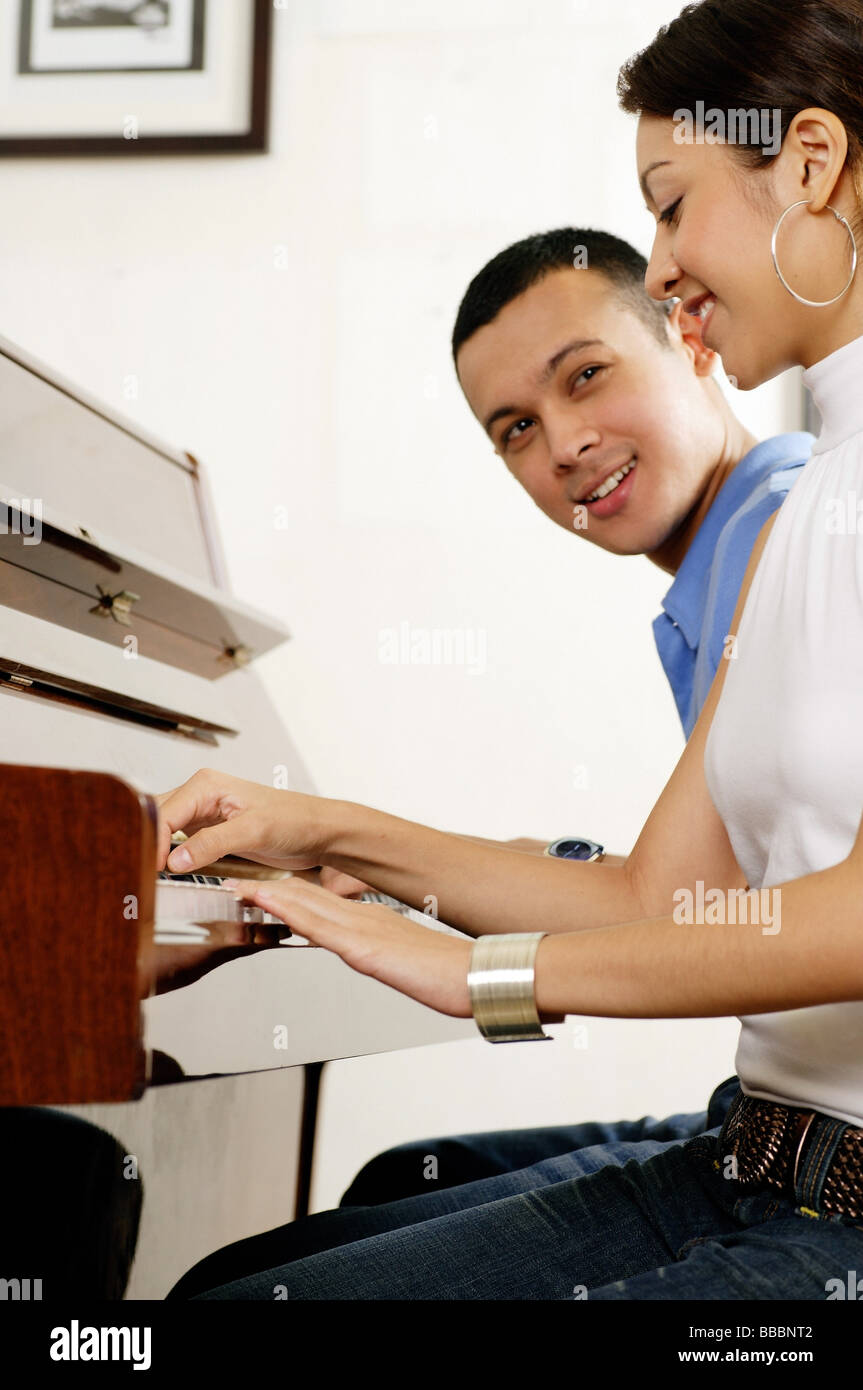 Piano Couple High Resolution Stock Photography and Images - Alamy