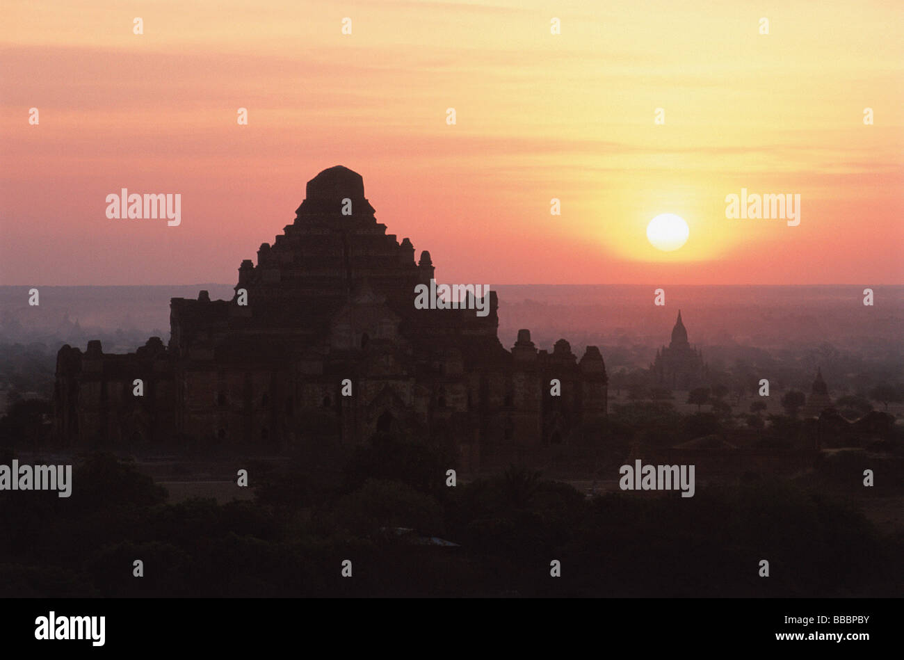 Myanmar (Burma), Bagan, Temples of Bagan at dawn Stock Photo - Alamy