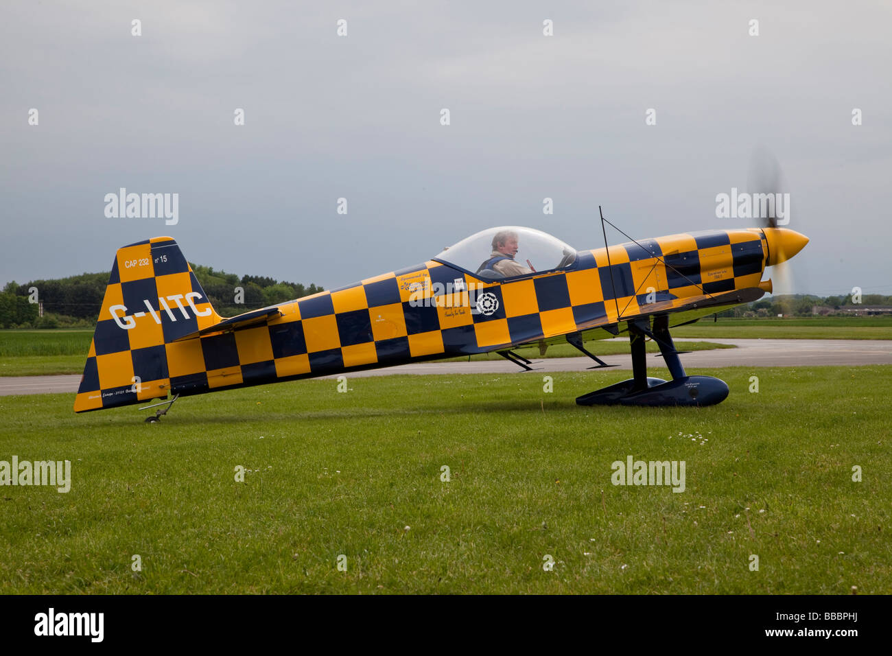 G IITC CAP 232 Stock Photo - Alamy