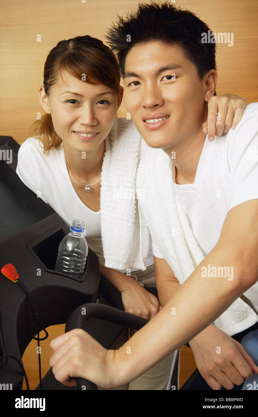 Portrait gym black woman hi-res stock photography and images - Alamy