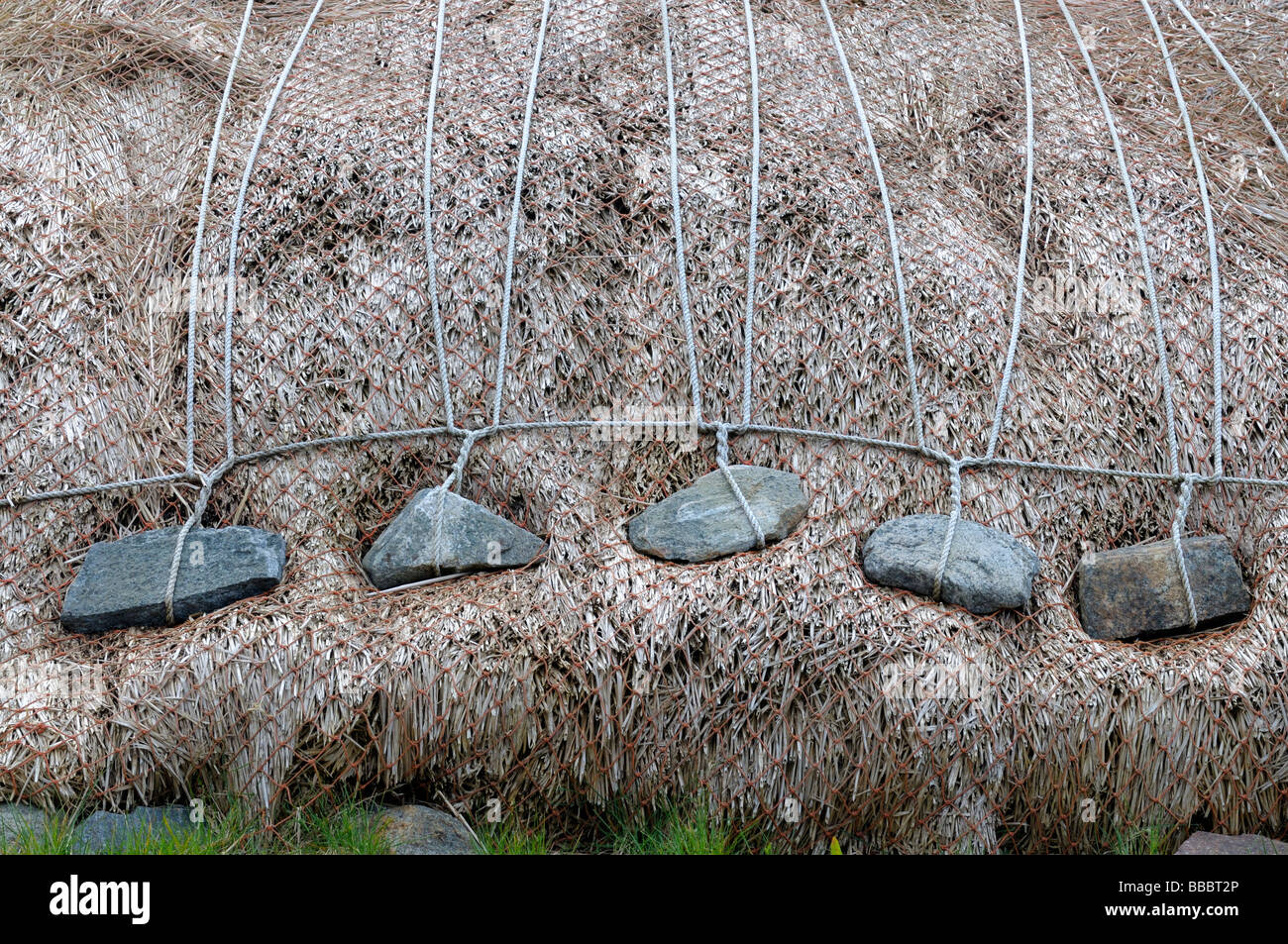 Traditional scottish blackhouse hi-res stock photography and images - Alamy