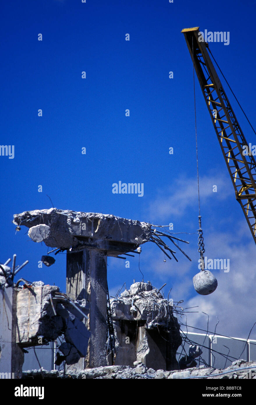 Demolition ball hi-res stock photography and images - Alamy