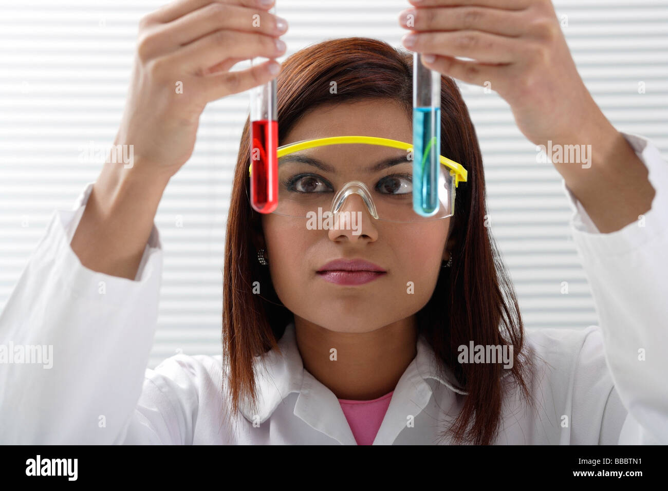 Vile science liquid hi-res stock photography and images - Alamy