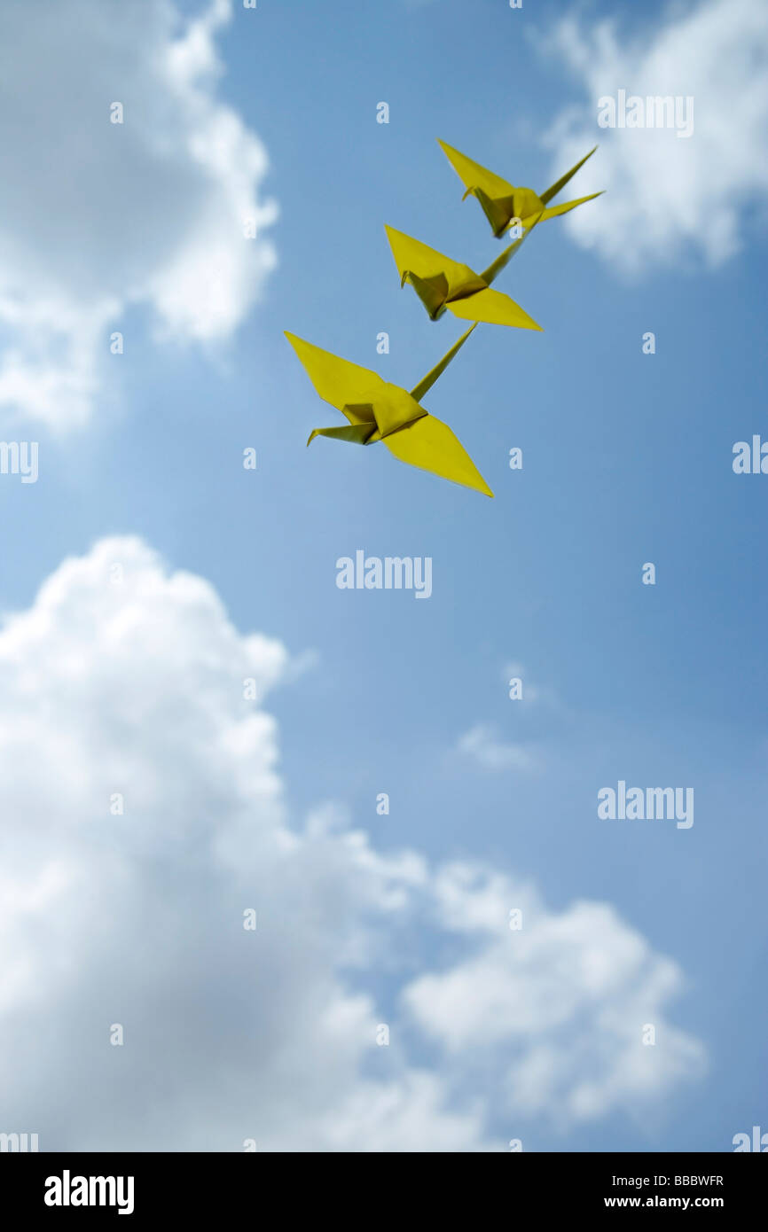 Chinese art cranes hi-res stock photography and images - Alamy