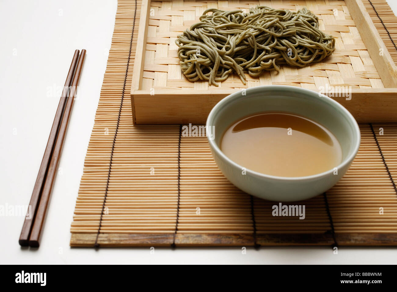 Soba noodles hi-res stock photography and images - Alamy