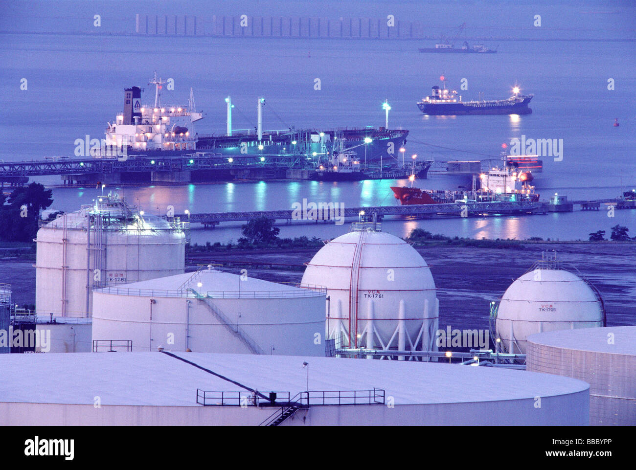 Refinery, Pusan, Korea Stock Photo - Alamy