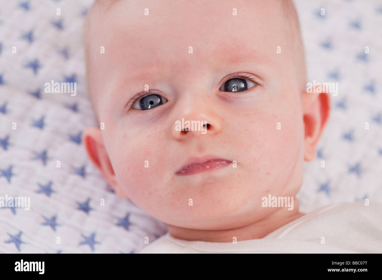 At viewer hi-res stock photography and images - Alamy