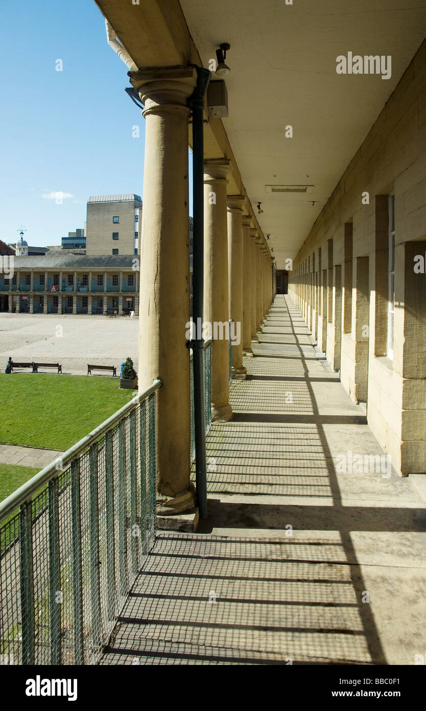 Piece hall old halifax hi-res stock photography and images - Alamy
