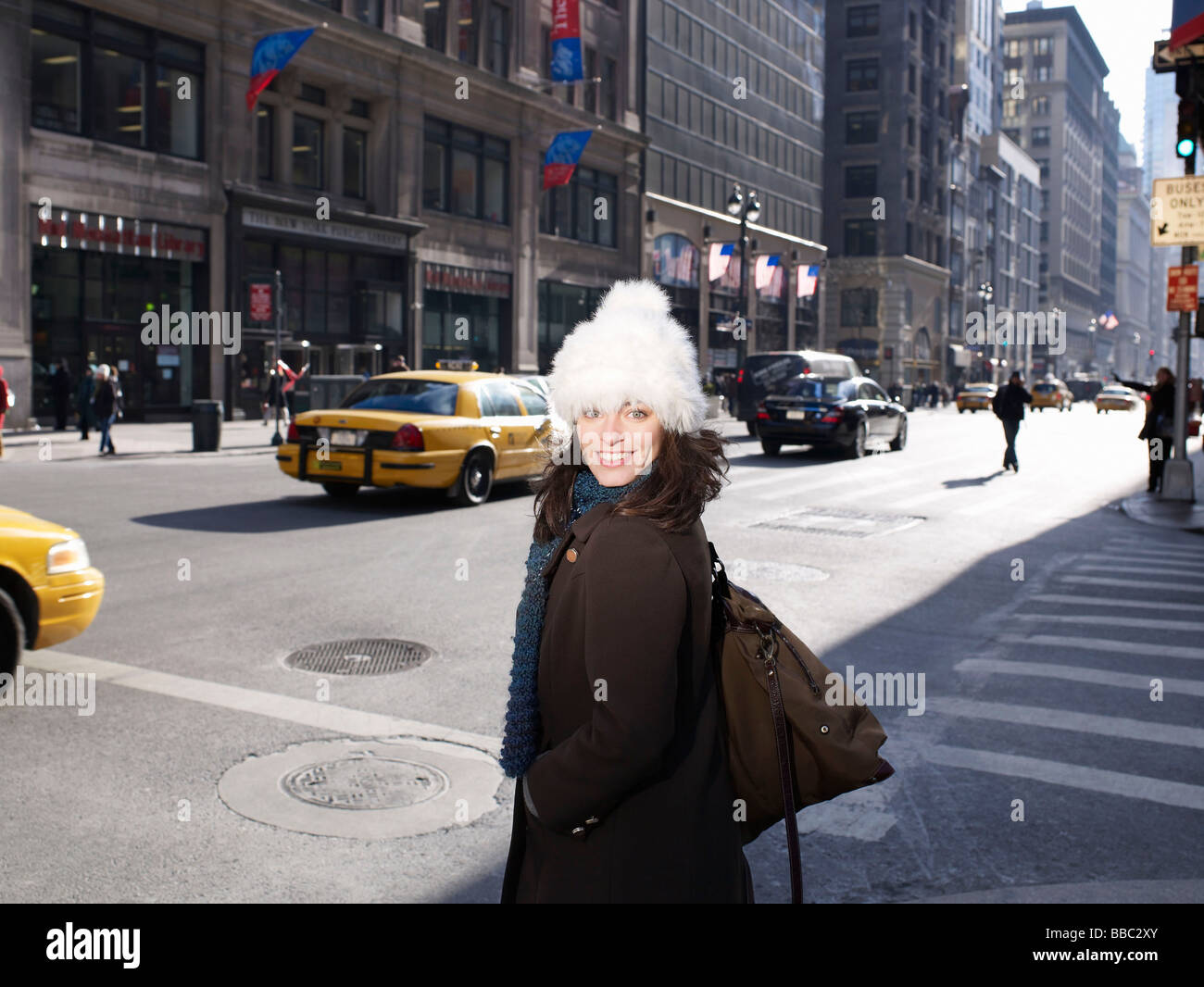 Woman in New York street Stock Photo - Alamy