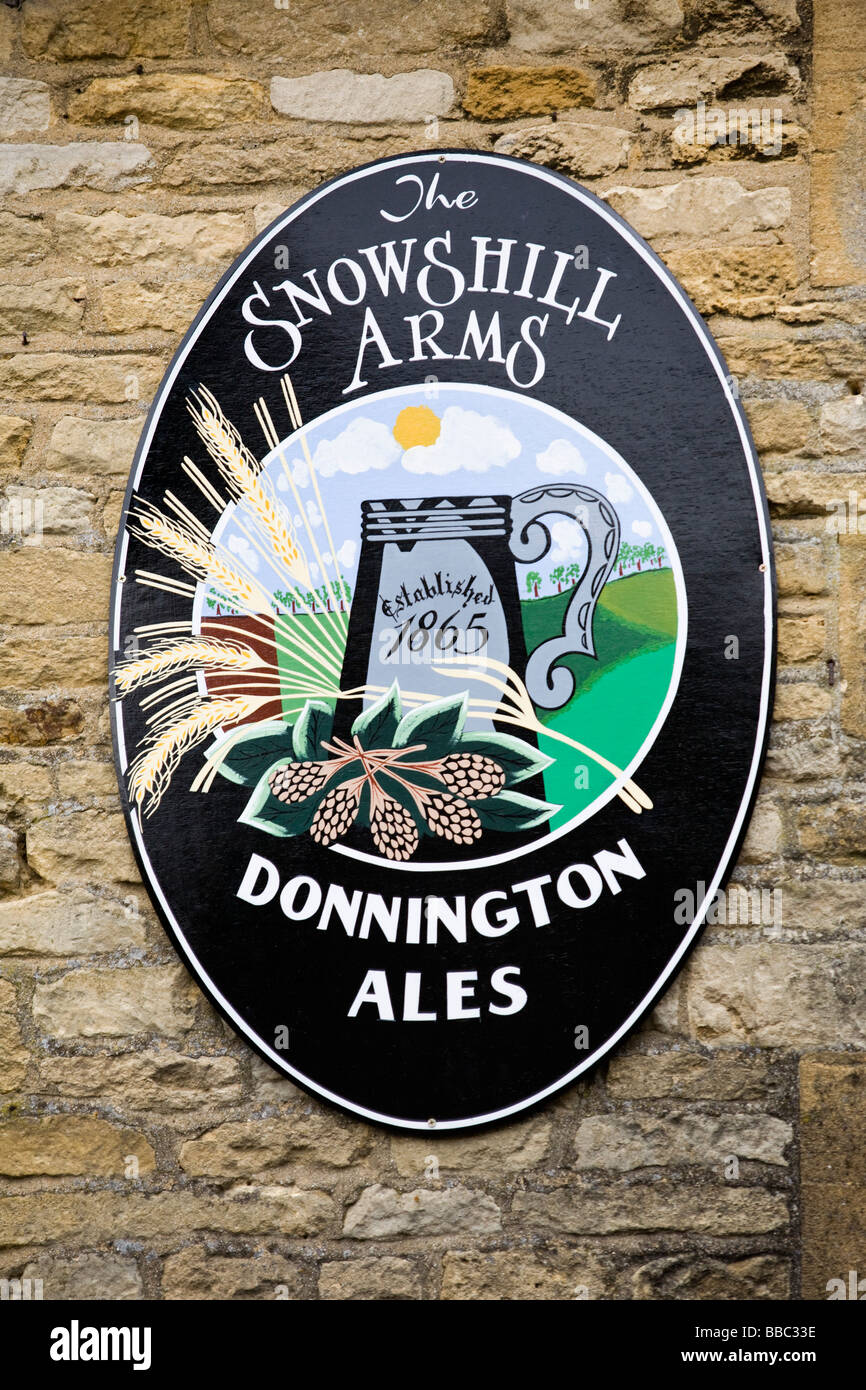 Snowshill arms pub hi-res stock photography and images - Alamy