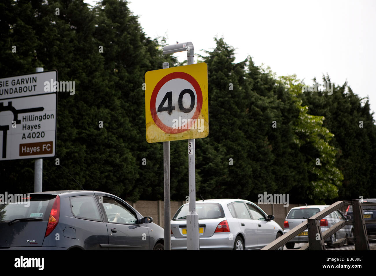 M25 motorway trees hi-res stock photography and images - Alamy