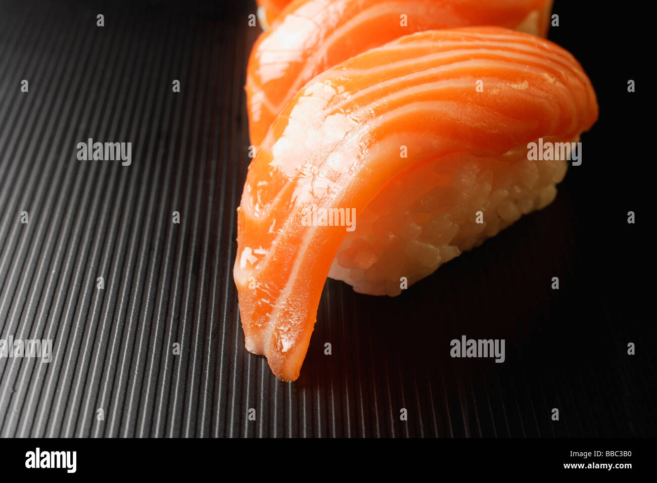 Two pieces salmon sushi nigiri hi-res stock photography and images - Alamy