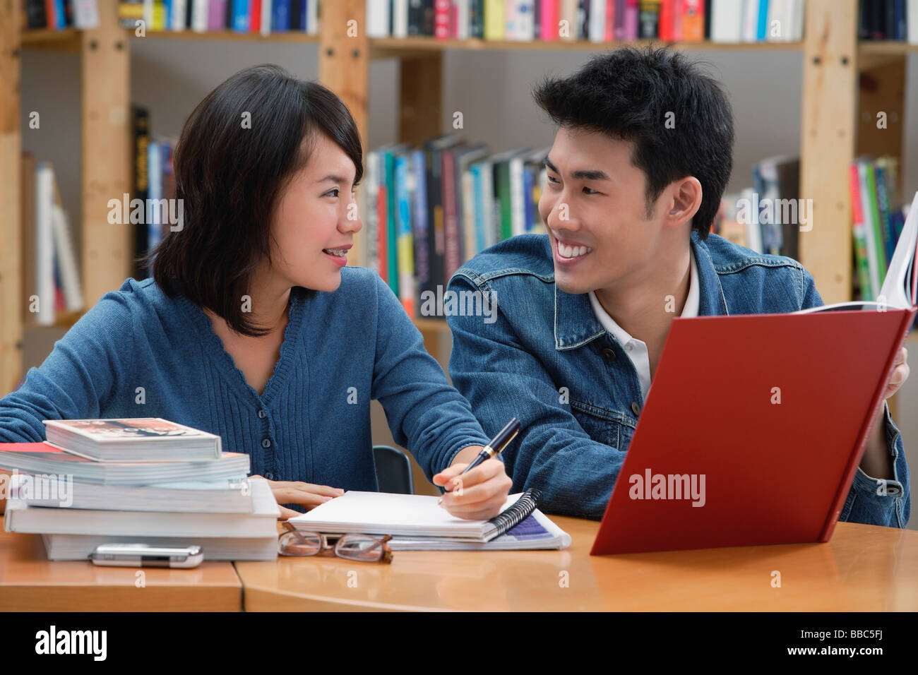 Couple studying together hi-res stock photography and images - Alamy
