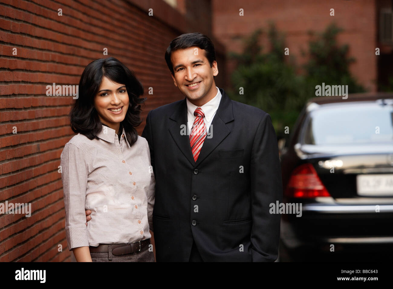 Front of car hi-res stock photography and images - Alamy