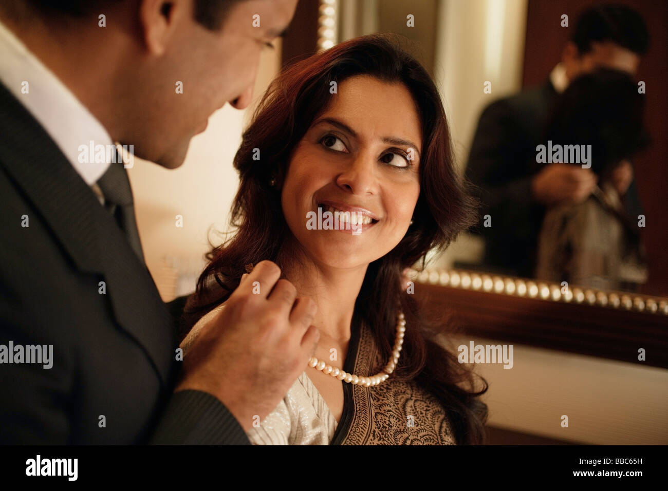 String of pearls hi-res stock photography and images - Alamy