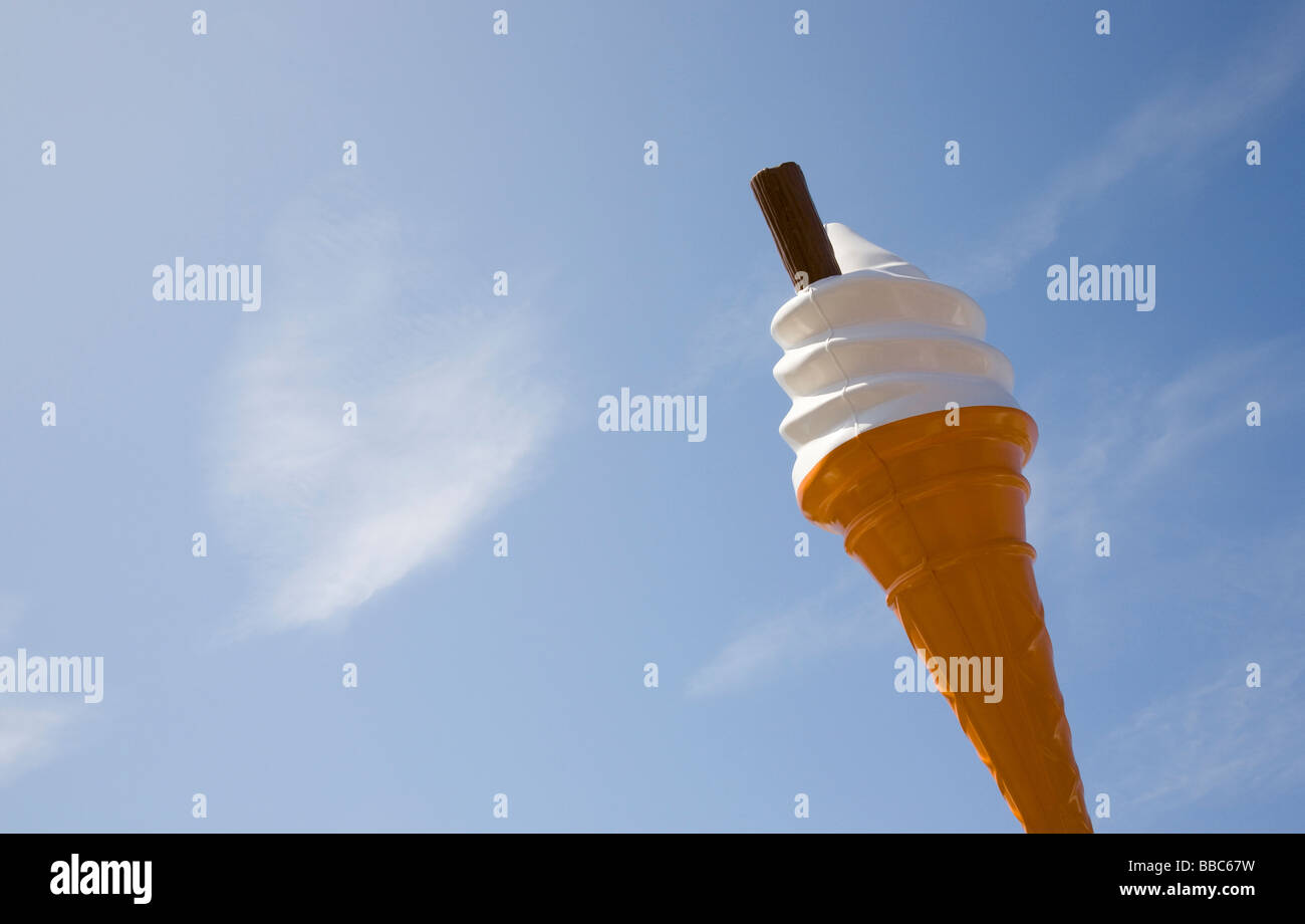 ice cream cone Stock Photo - Alamy