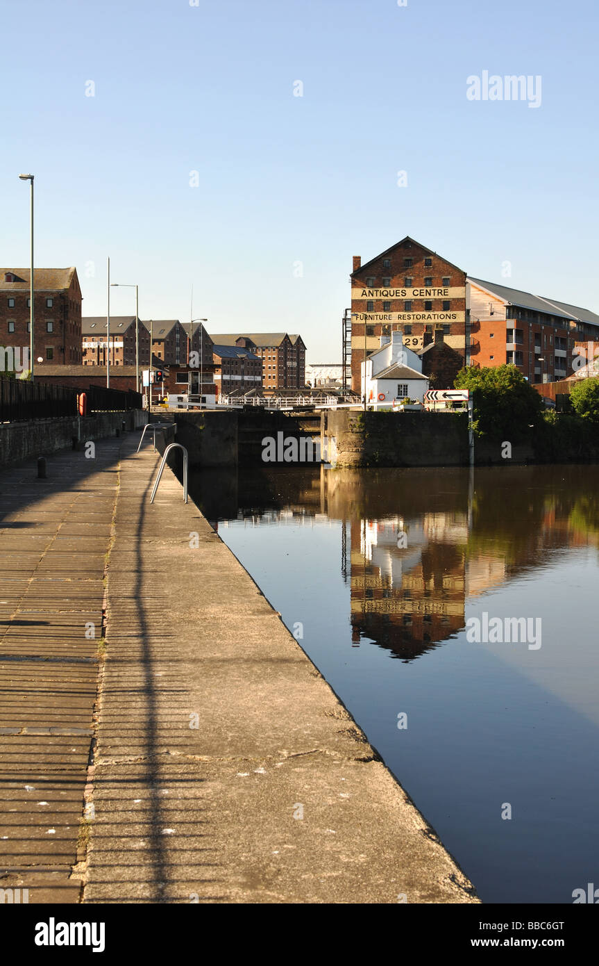 View from River Severn to Gloucester Lock and Docks, Gloucestershire ...
