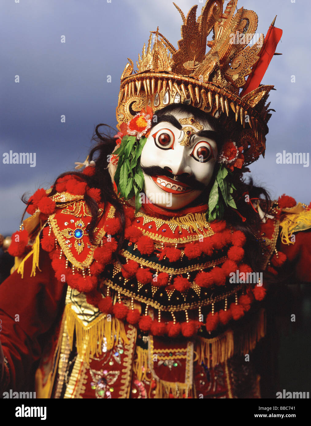 Indonesia, Bali, Ubud, Mask (Topeng) dancer performing Stock Photo - Alamy