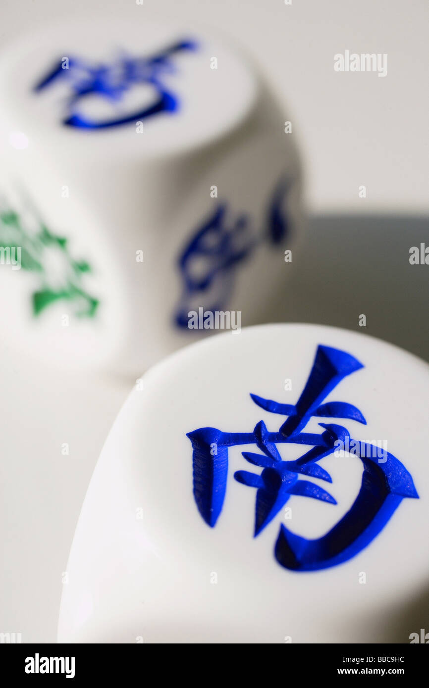 Chinese dice hi-res stock photography and images - Alamy