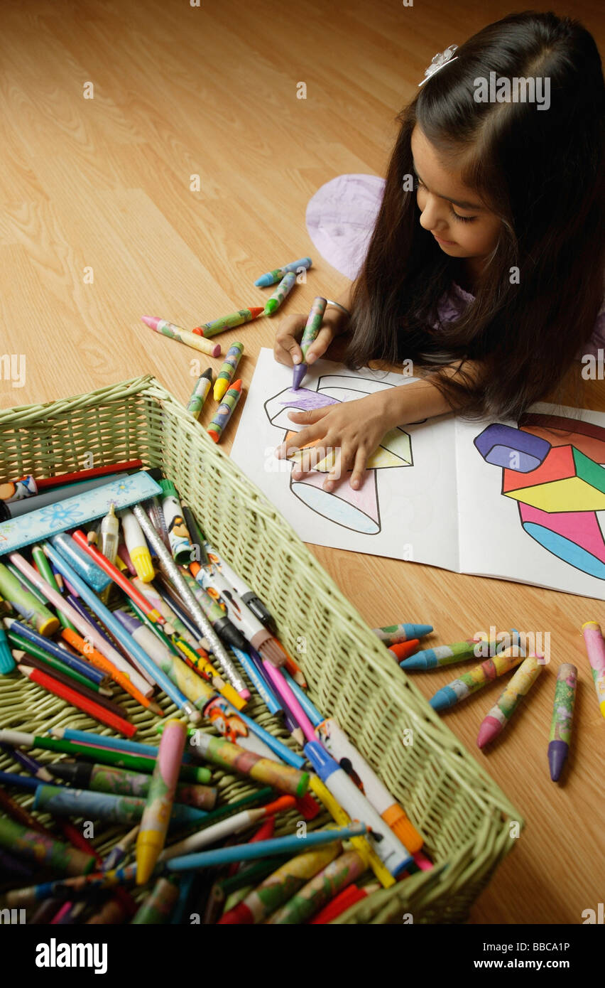 Little girl coloring Stock Photo - Alamy