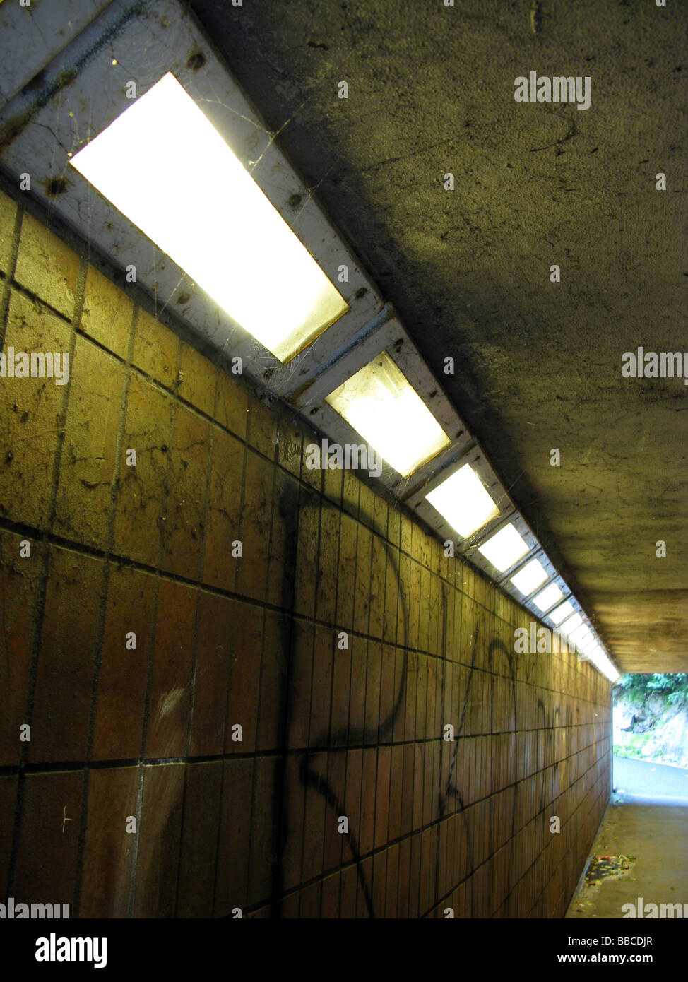Corridor and way cross hi-res stock photography and images - Alamy