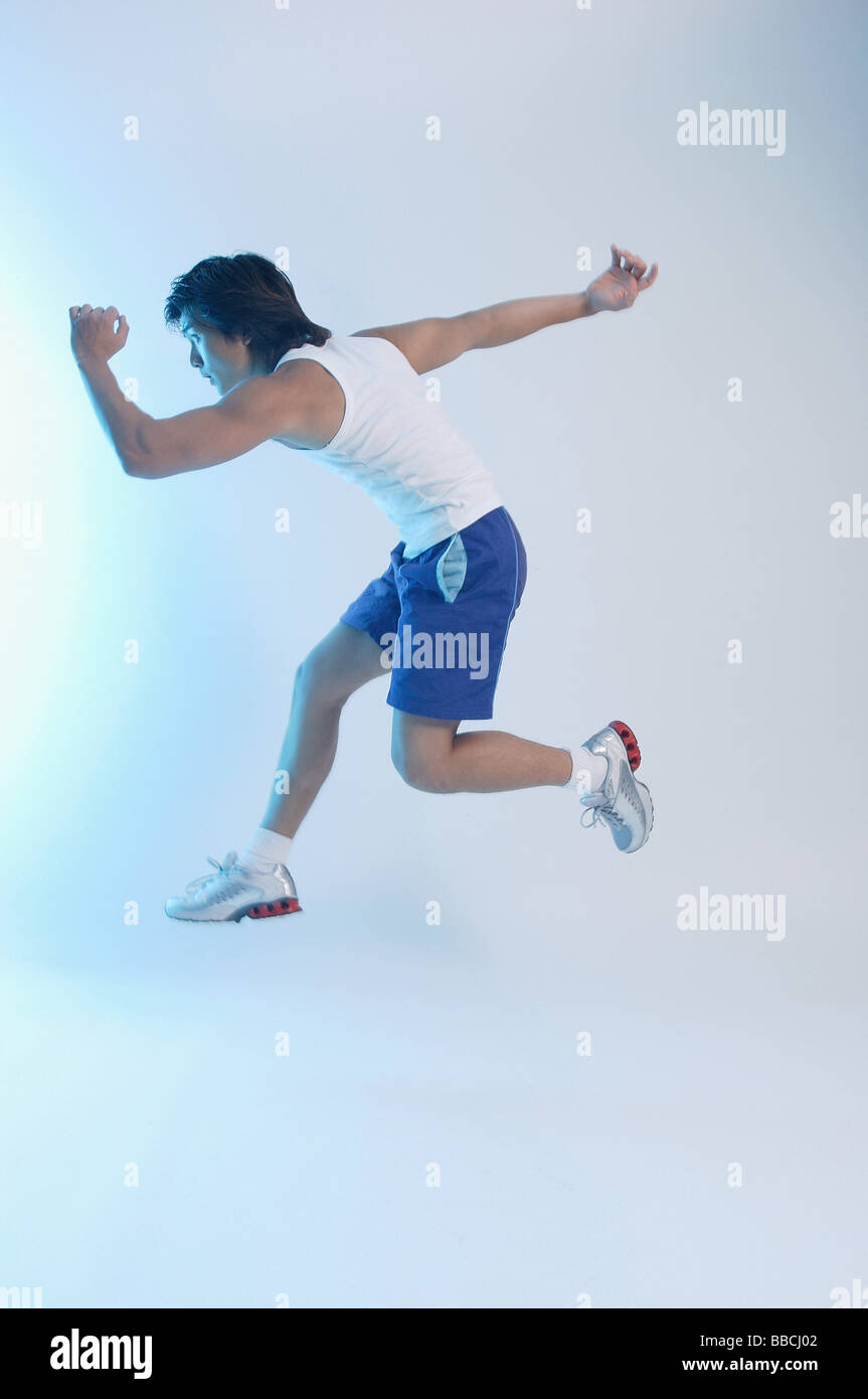 Man side running studio full body hi-res stock photography and images ...
